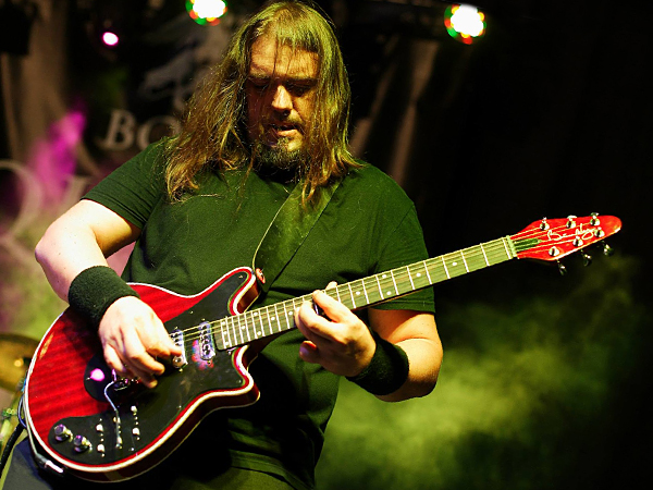 Brian May Guitars Artists Gallery