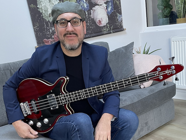 Brian May Guitars Artists Gallery